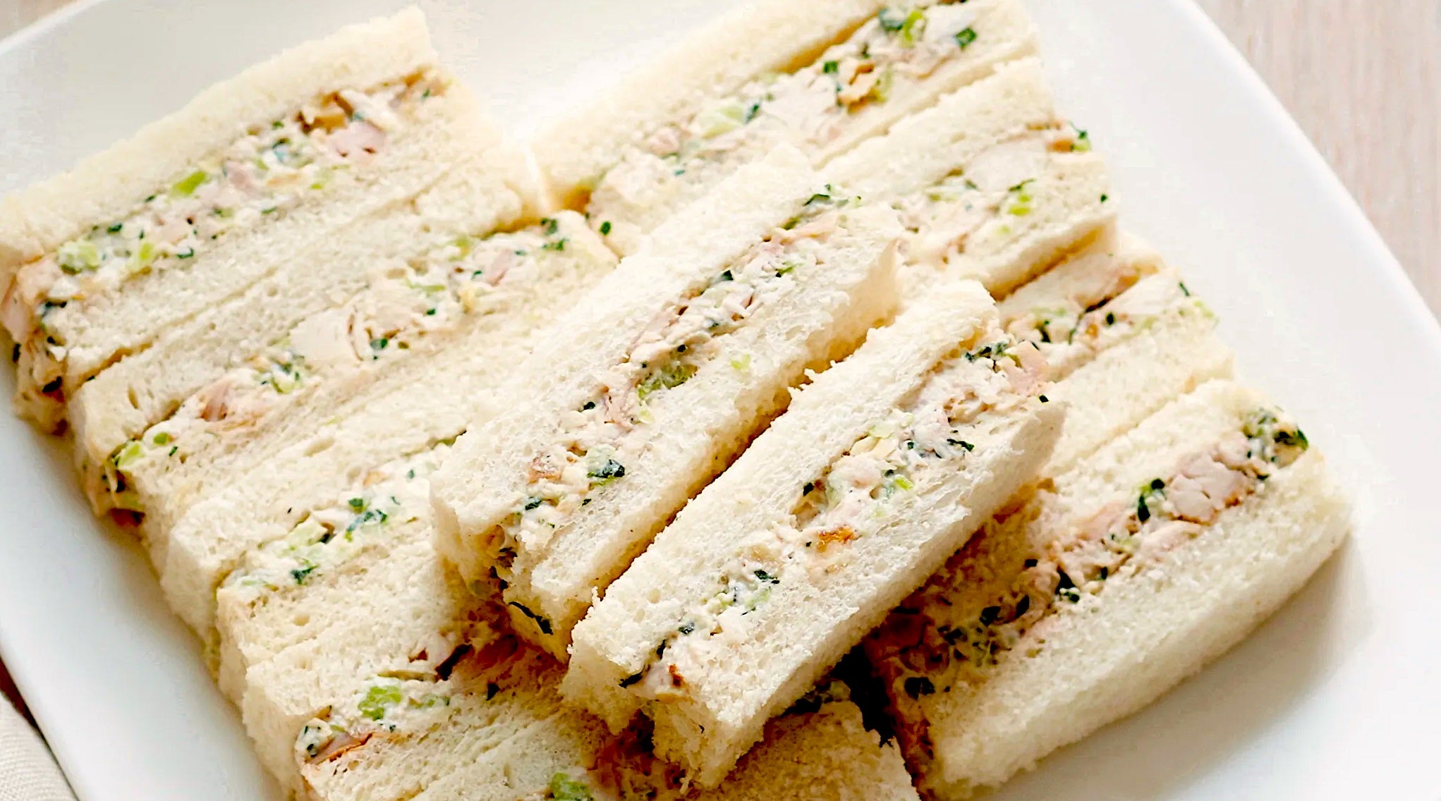 RECIPE: Spring Carnival Chicken Sandwiches – The Hamilton Hamper